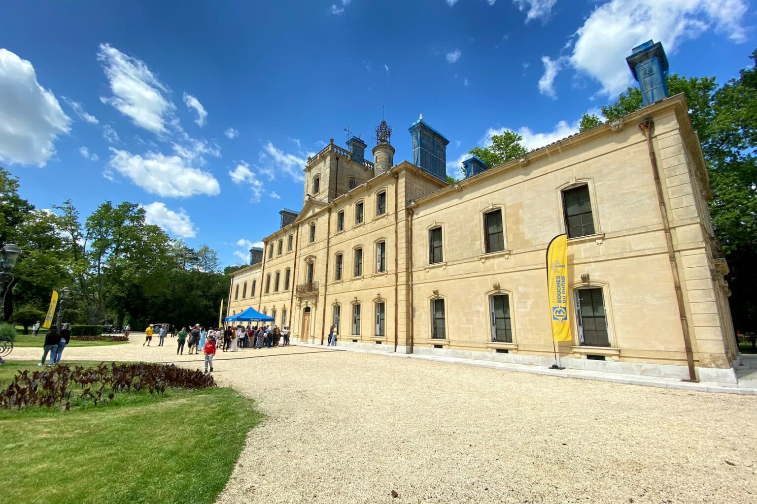 Visites, spectacles et gastronomie vous attendent tout l'été au Château ...