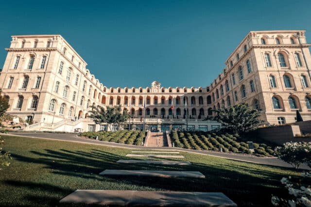 L'InterContinental Marseille célèbre ses 10 ans avec une série de ...