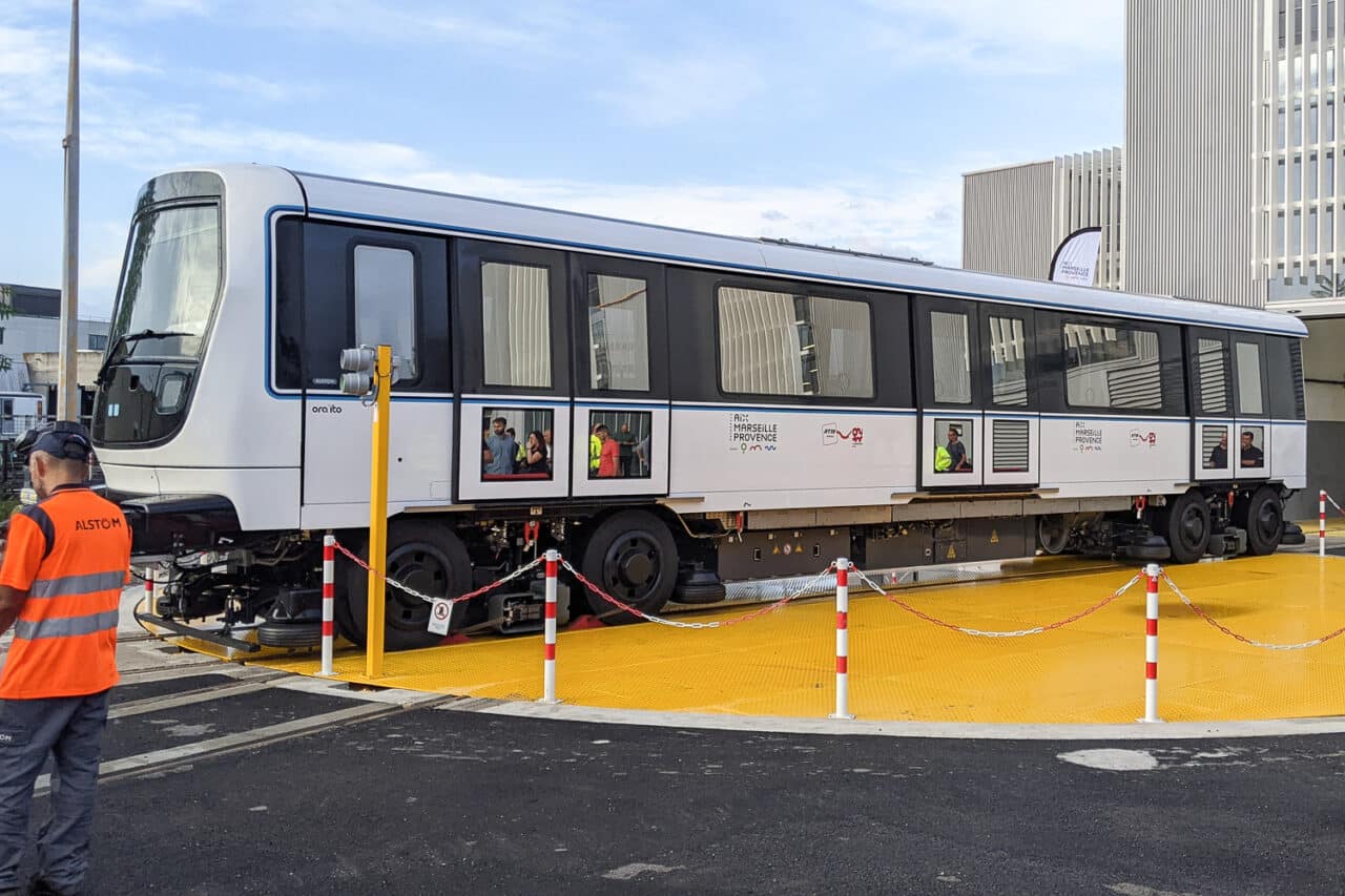 Vidéo | La première rame du nouveau métro automatique est arrivée à ...