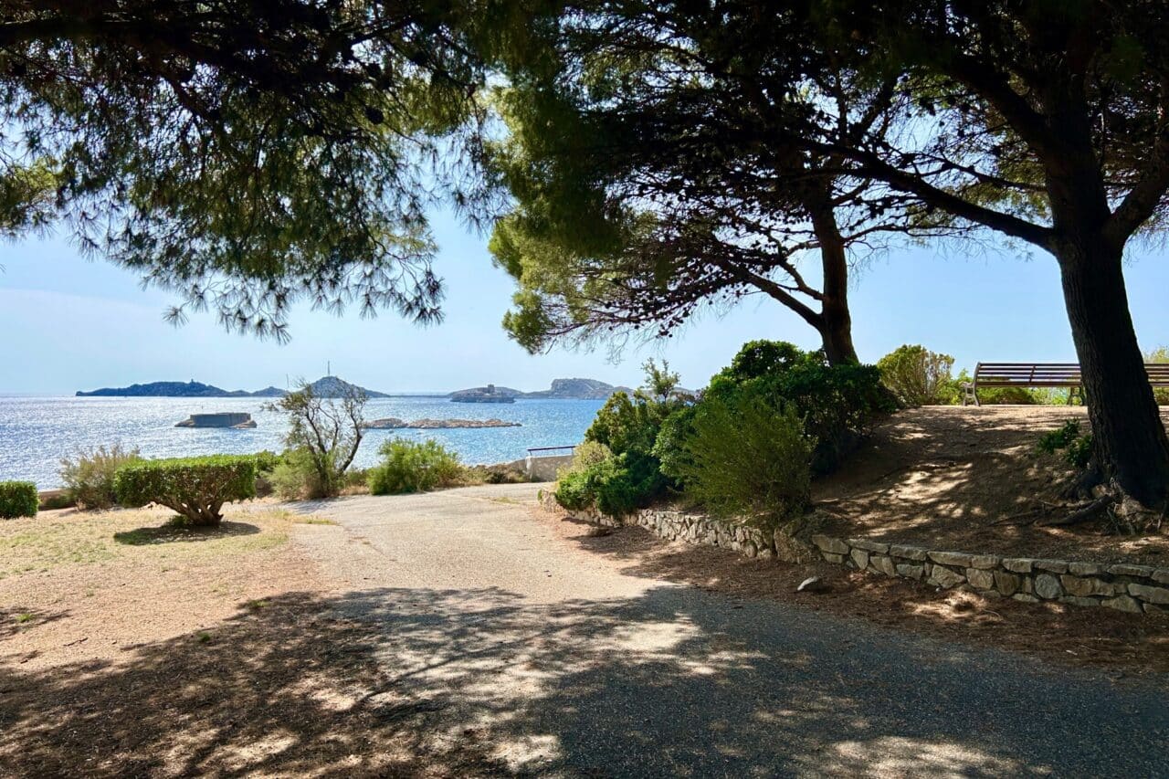 Des "parcours fraicheur" pour arpenter les quartiers de Marseille cet été
