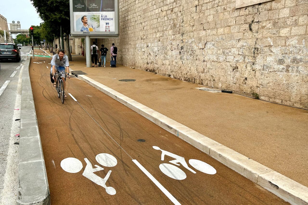 En images | La piste cyclable du Vieux-Port aux Catalans ouvre au public