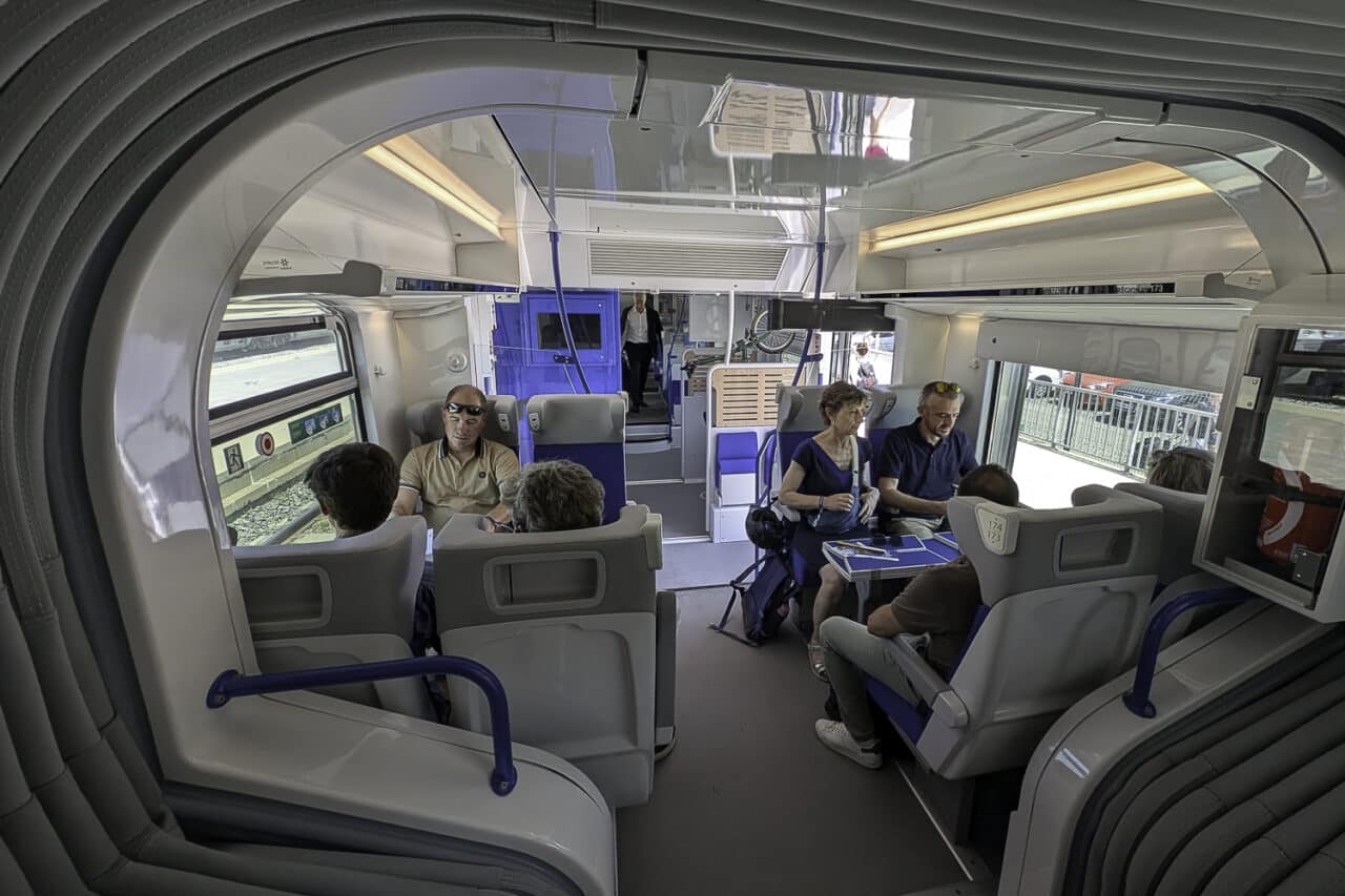 Le nouveau TER privé de Transdev circule entre Marseille, Toulon et Nice